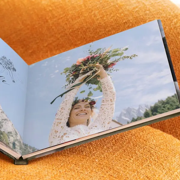 Layflat Photo Books with Mixbook